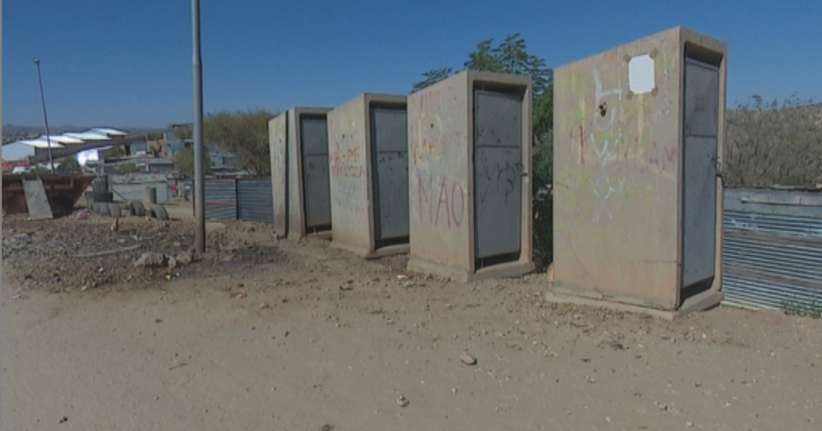 Agste Laan residents furious over inaccessibility of public toilets | nbc